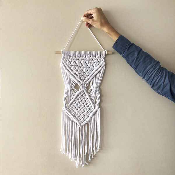 COMO REALIZAR UN NUDO ESPIRAL CON MACRAME